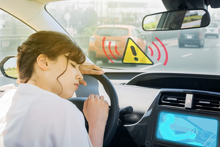 Eyes on the road: How cars assess driver safety | Electronics360