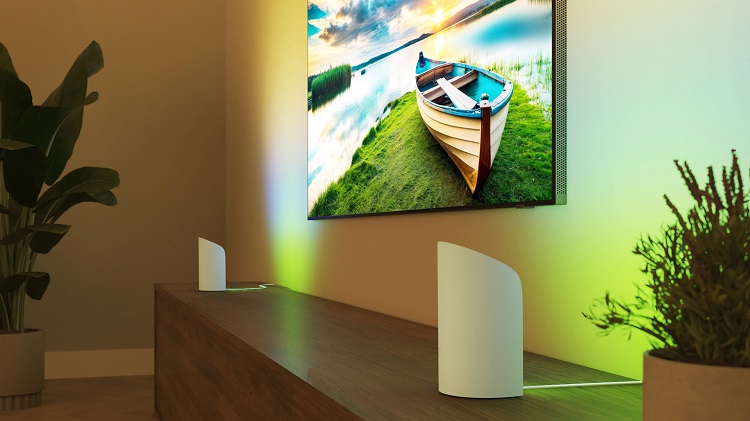 Video: Philips Hue Play uses generative AI for real-time mood lighting ...