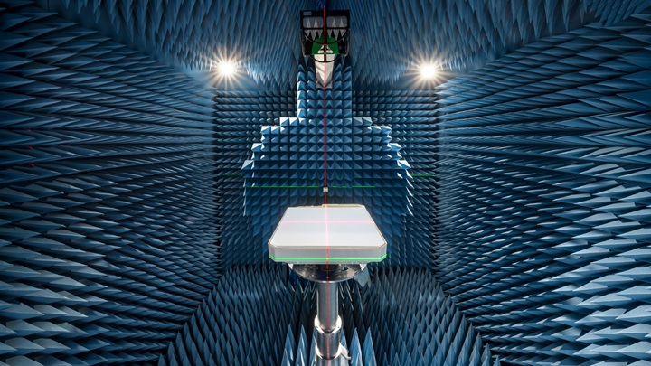 Rohde & Schwarz and Greenerwave achieve precise and fast ESA antenna ...