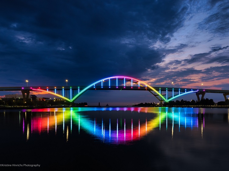 Illuminating Milwaukee’s iconic Daniel Hoan Memorial Bridge ...