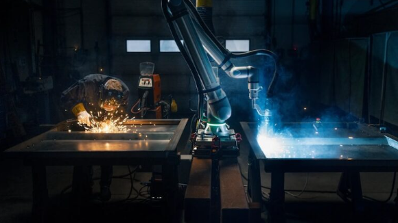 Universal Robots expands lineup with UR8 Long cobot | Electronics360